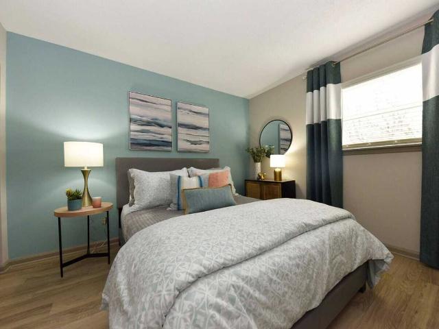 The Kensington of Louisville 2 Bedroom Apartment for Rent at 6100 Ledgewood Pkwy, Louisville, KY 40214