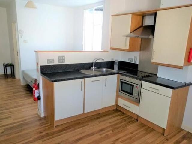 The Kingsway, Portland House, Studio Flat For