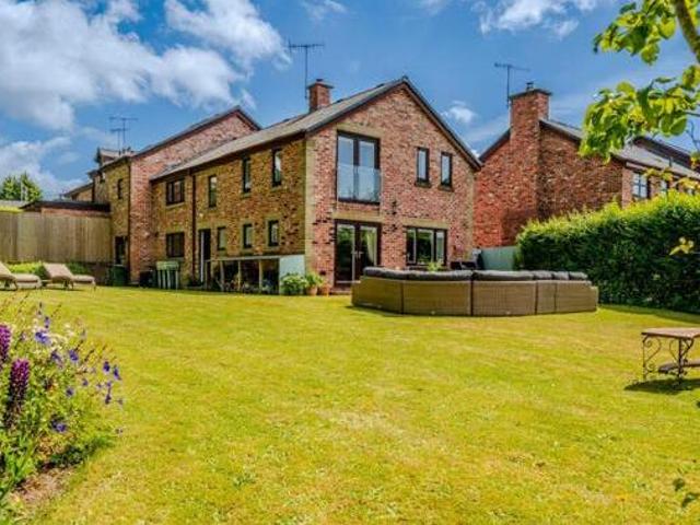 The Hollies, Aughton, 5 Bedroom House