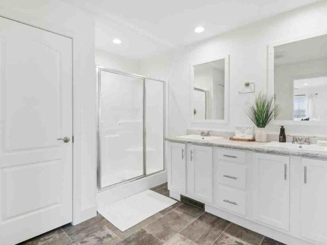 The Homes at Wolf Creek 4 Bedroom Apartment for Rent at 13600 W 177th St, Overland Park, KS 66221
