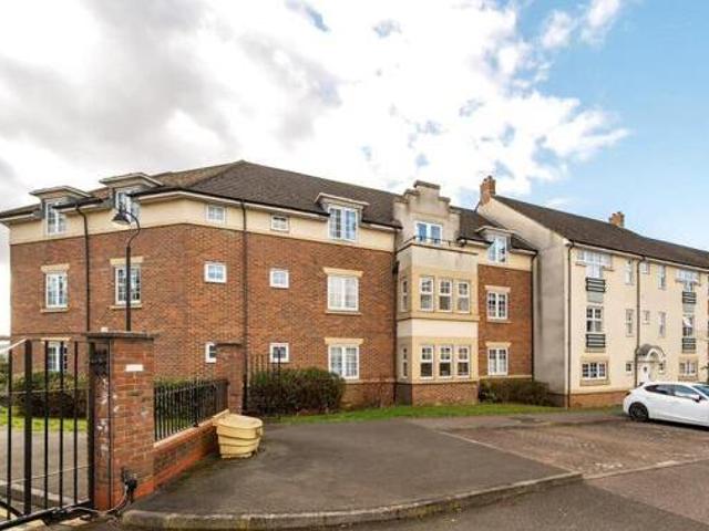 The Hawthorns, Flitwick, 2 Bedroom Apartment