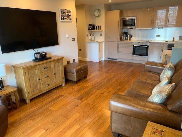 The Hayes, CARDIFF 2 bed apartment to rent £1,650 pcm £381 pw