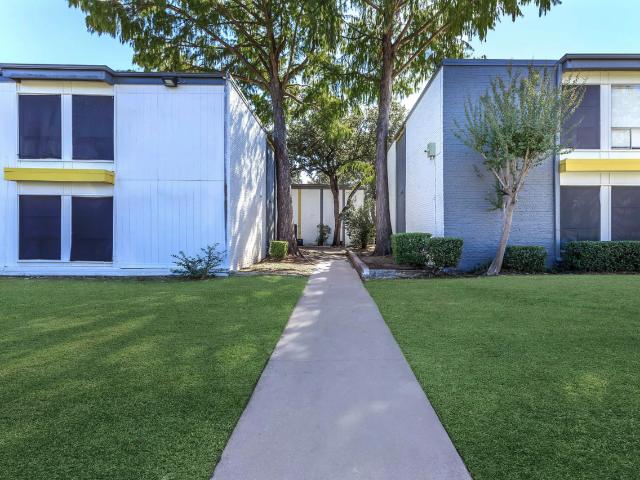 The Hayes Apartments 3 Bedroom Apartment for Rent at 4151 Sw Loop 820, Fort Worth, TX 76132