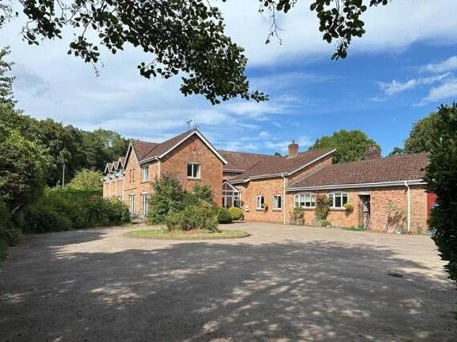 The Haie, Newnham, 7 Bedroom Detached