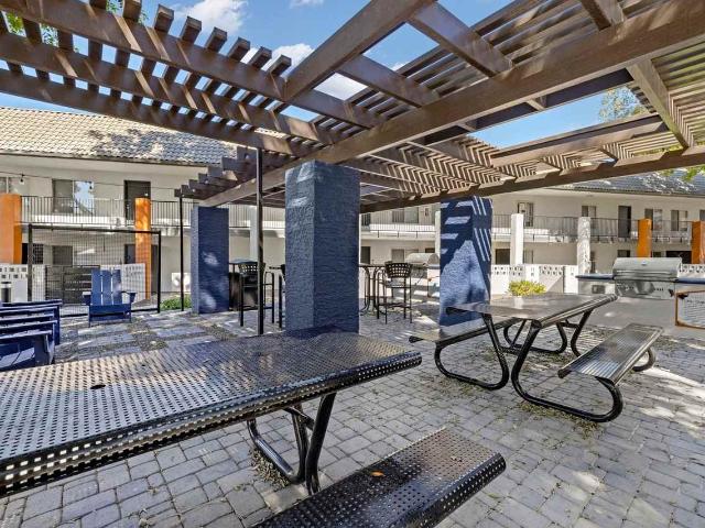 The Halston Apartments 2 Bedroom Apartment for Rent at 1330 W Broadway Rd, Tempe, AZ 85282