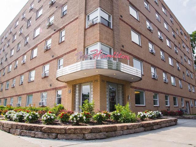 The Hamilton 2 Bedroom Apartment for Rent at 701 E Armour Blvd, Kansas City, MO 64109 Central Hyde Park