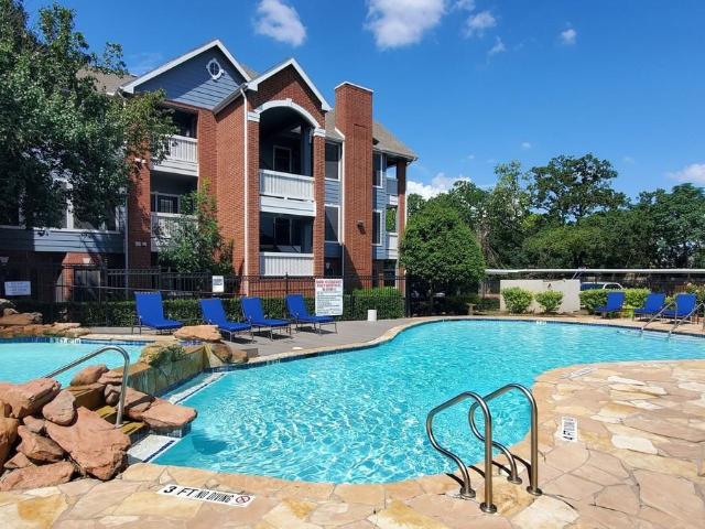The Hamilton Apartments 1 Bedroom Apartment for Rent at 2200 Panther Trl, Austin, TX 78704 South Lamar