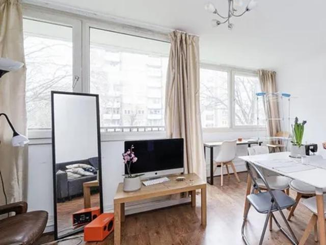 The Harrow, 64 Compton Street, London, EC1V 0BN, United Kingdom | 2 bed apartment for rent #140655667 | Rentberry