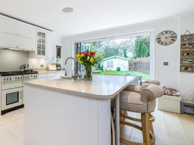 The Harrodian School, Lonsdale Road, London, SW13 9QN, United Kingdom | 4 bed house for rent #154598322 | Rentberry