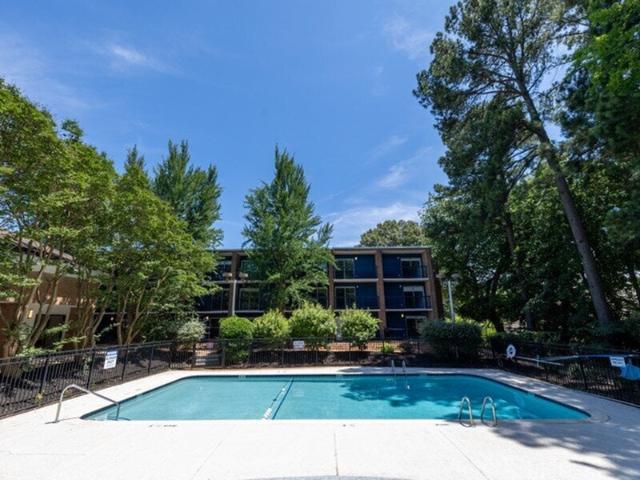 The Harrison: North Hills Living