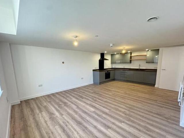 The Headrow, The Bank, Leeds, 2 Bedroom Apartment