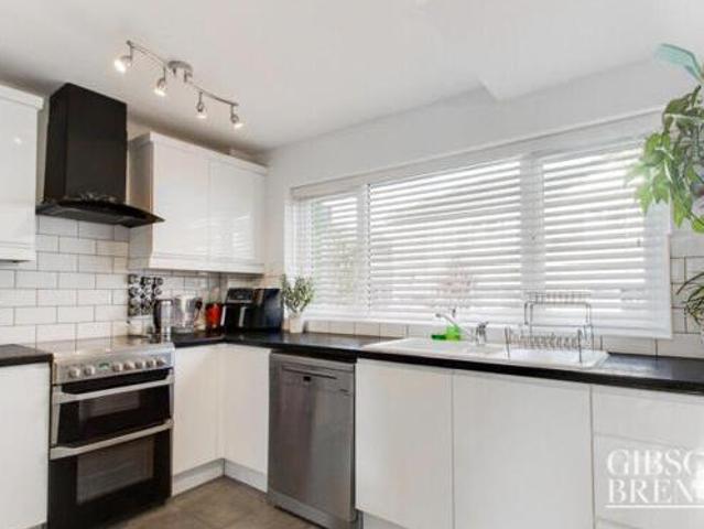 The Hedgerow, Basildon, 2 Bedroom End