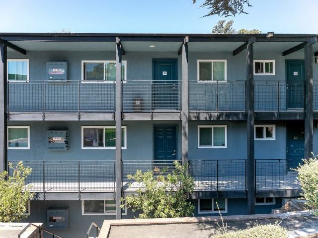 The Heights 2 Bedroom Apartment for Rent at 2300 Miramar Ave, Castro Valley, CA 94578