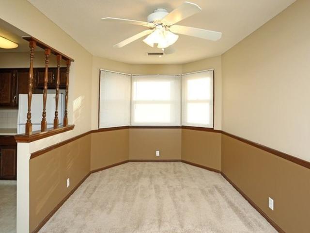 The Heights Apartments 1 Bedroom Apartment for Rent at 11766 Wakeley Plz, Omaha, NE 68154