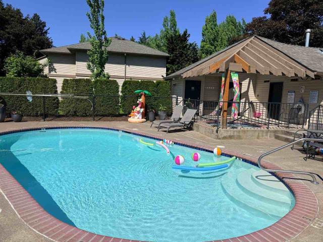 The Heights Apartments 2 Bedroom Apartment for Rent at 8057 Se Monroe St, Milwaukie, OR 97222 Southgate