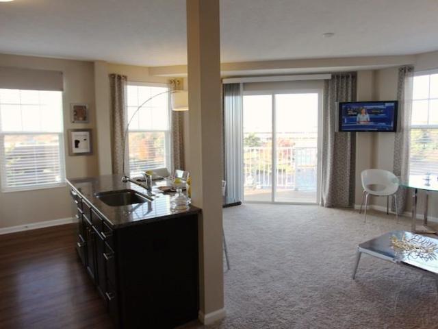The Heights at Worthington Place 2 Bedroom Apartment for Rent at 160 W Wilson Bridge Rd, Worthington, OH 43085