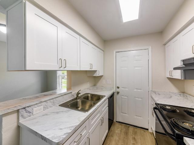 The Heights at Post Oak 1 Bedroom Apartment for Rent at 12500 Dunlap St, Houston, TX 77035 Westbury