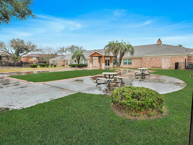 The Heights at Post Oak 3 Bedroom Apartment for Rent at 12500 Dunlap St, Houston, TX 77035 Westbury