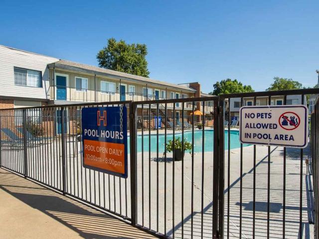 The Heights @ Midtown 1 Bedroom Apartment for Rent at 2442 E 51st St, Tulsa, OK 74105 Lewis Crest
