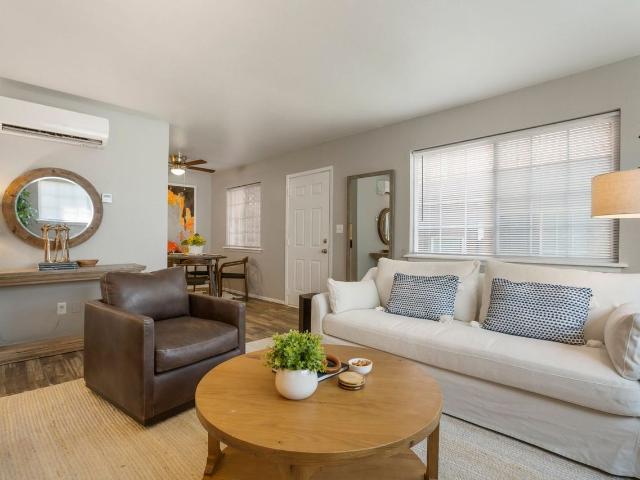 The Heights @ Midtown 1 Bedroom Apartment for Rent at 2442 E 51st St, Tulsa, OK 74105 Lewis Crest