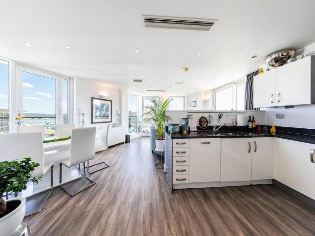 The Helm, 4 Basin Approach, Royal Docks 3 bed penthouse to rent £2,500 pcm £577 pw