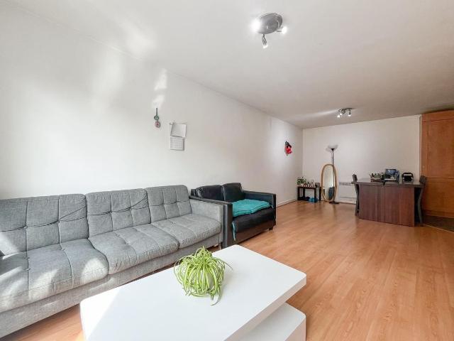 The Helmsley, Aspect 14, Elmwood Lane, Leeds LS2, 2 bed flat to rent, £1,050 pcm | PrimeLocation