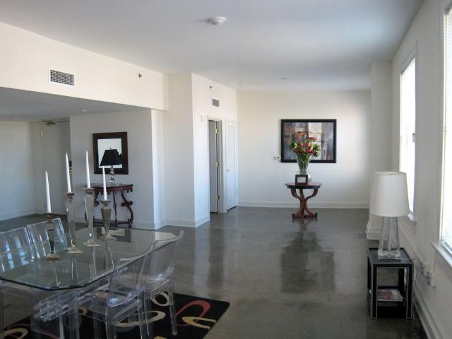 The Henry Clay 2 Bedroom Apartment for Rent at 604 S 3rd St, Louisville, KY 40202 Central Business District