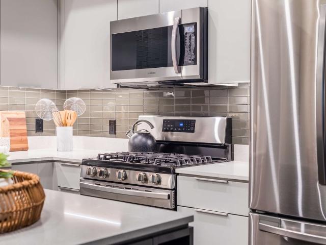 The Herald Apartments 1 Bedroom Apartment for Rent at 150 E Crowther Ave, Placentia, CA 92870