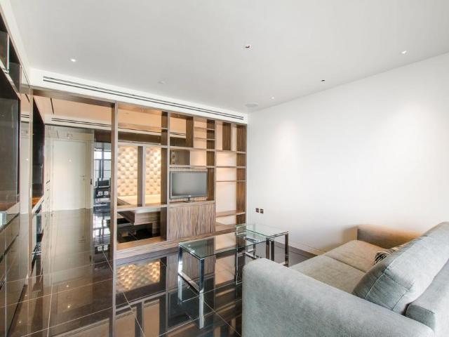 The Heron, City, London, EC2Y Studio to rent £2,600 pcm £600 pw