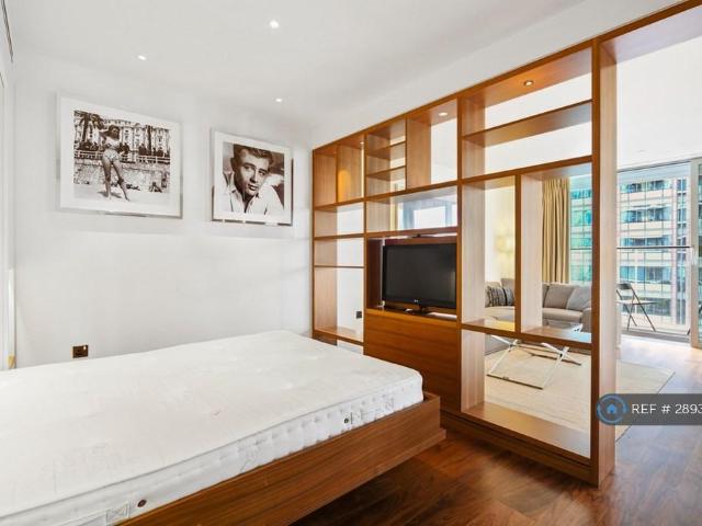 The Heron, London, EC2Y Studio to rent £2,704 pcm £624 pw