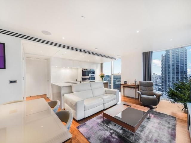 The Heron, Moor Lane, EC2Y 2 bed flat to rent £5,178 pcm £1,195 pw