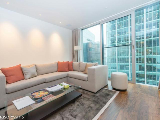 The Heron, Milton Court, 5 Moor Lane. Studio to rent £2,708 pcm £625 pw
