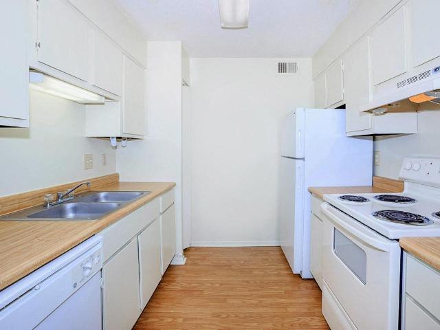 The Hermitage 1 Bedroom Apartment for Rent at 189 Old Hickory Blvd, Jackson, TN 38305