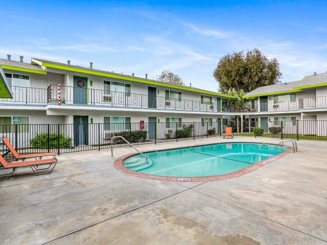 the HIVE @ South 5700 Ackerfield 2 Bedroom Apartment for Rent at 5700 Ackerfield Ave, Long Beach, CA 90805 Paramount and South