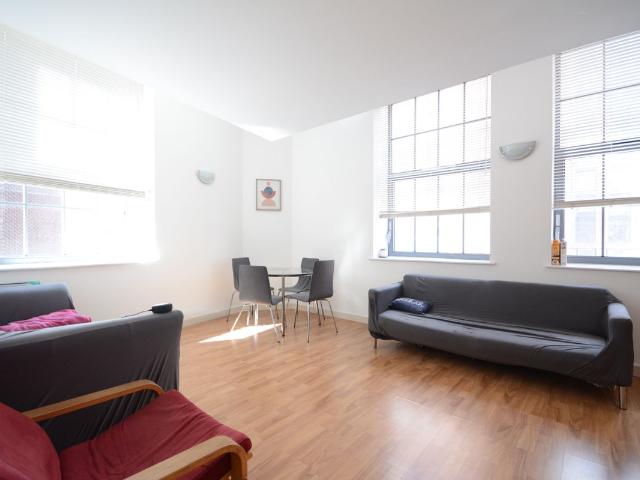 The Hicking Building, Queens Road NG2, 2 bed flat to rent, £995 pcm | PrimeLocation