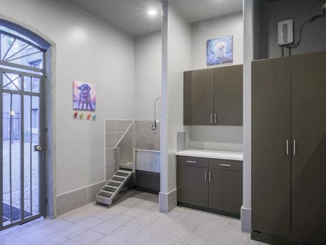 The Highland 3 Bedroom Apartment for Rent at 1601 E Highland Ave, Phoenix, AZ 85016