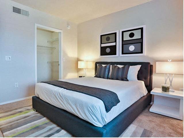 The Highland 1 Bedroom Apartment for Rent at 1601 E Highland Ave, Phoenix, AZ 85016