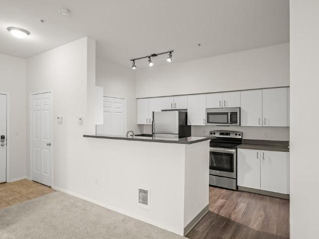 The Highlands at Wynhaven 2 Bedroom Apartment for Rent at 1460 Ne Hawthorne St, Issaquah, WA 98029 Issaquah Highlands