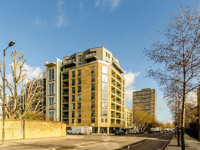 The Highway, Wapping, London E1W, 1 bed flat to rent, £2,600 pcm | PrimeLocation