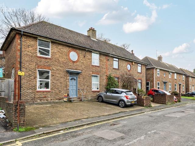 The Highway, Brighton BN2, 5 bed end terrace house to rent, £3,033 pcm | PrimeLocation