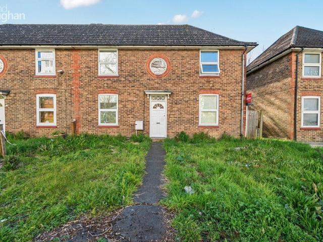 The Highway, East Sussex BN2 5 bed semi detached house to rent £2,925 pcm £675 pw