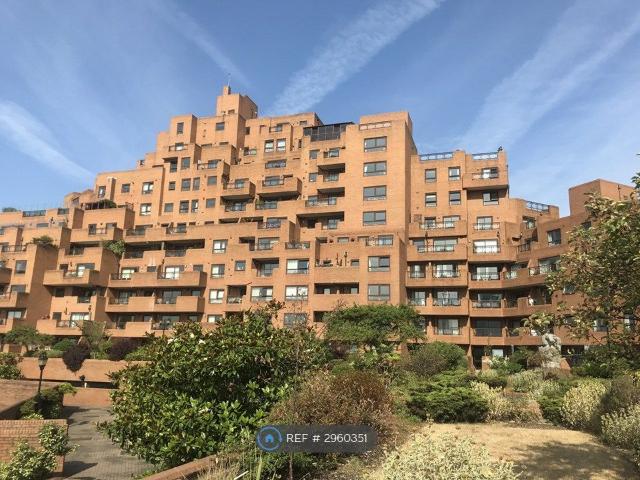 The Highway, London E1W, 2 bed flat to rent, £2,600 pcm | PrimeLocation