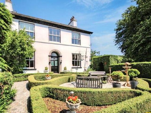 The Hill Topiary Cottage, Ings, 6 Bedroom Detached