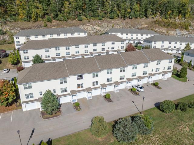 The Hills at River View Luxury Townhouses