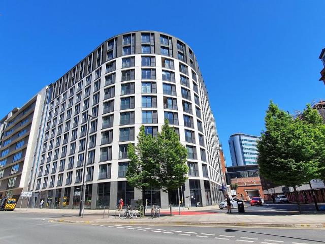 The Hub Piccadilly Place, Manchester M1, 1 bed flat to rent, £1,300 pcm | PrimeLocation