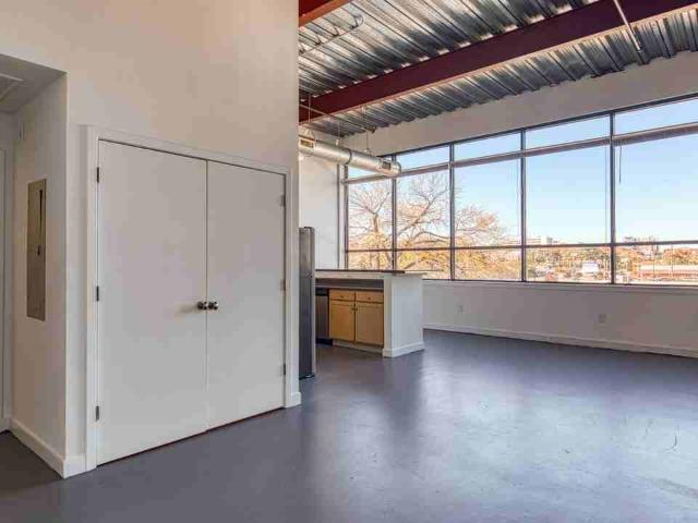 The Hudson 1 Bedroom Apartment for Rent at 700 Stockton St, Richmond, VA 23224 Old Town Manchester