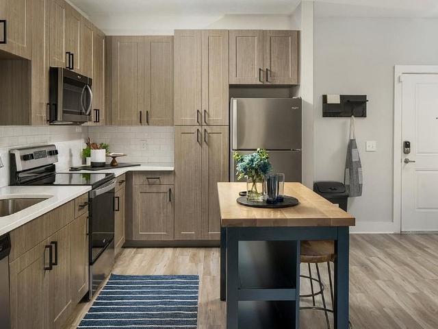 The Hudson 3 Bedroom Apartment for Rent at 464 S Kirkman Rd, Orlando, FL 32811 Kirkman North