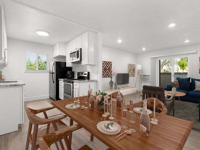 The Huntley Apartments 2 Bedroom Apartment for Rent at 29200 Huntwood Ave Ofc, Hayward, CA 94544 Tennyson Alquire