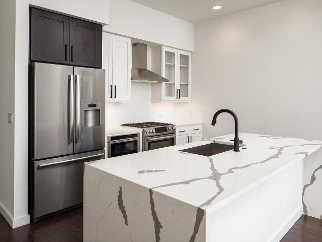 The Huntley Luxury Apartments 1 Bedroom Apartment for Rent at 1000 Park Ave Ne, Atlanta, GA 30326 North Buckhead