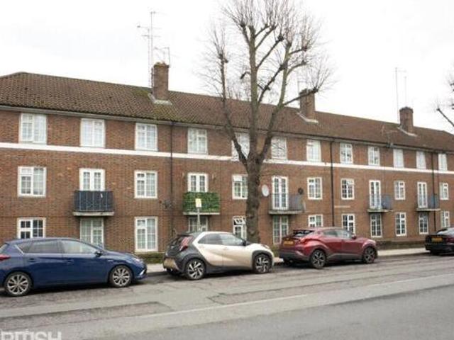 The Hyde, London, 3 Bedroom Apartment